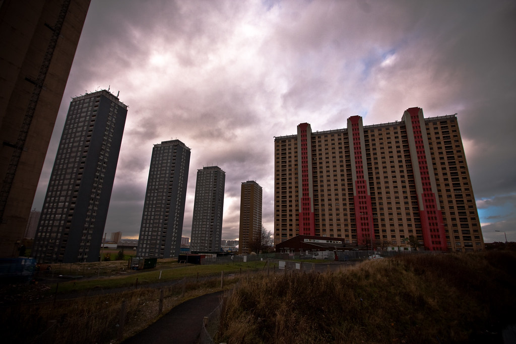 Red Road - 7 years to build towers - now 7 to demolish them! - Page 8 ...